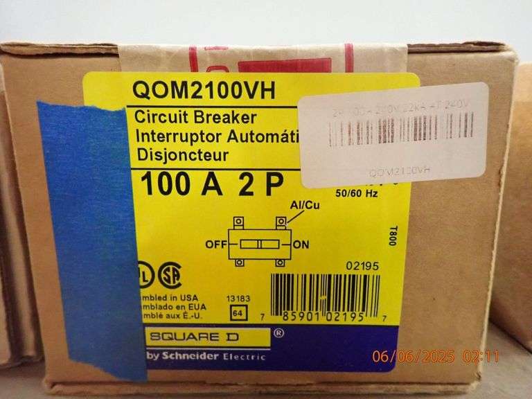 Lot of (11) Square D 100A Circuit Breakers - Yellow Tag Auctions