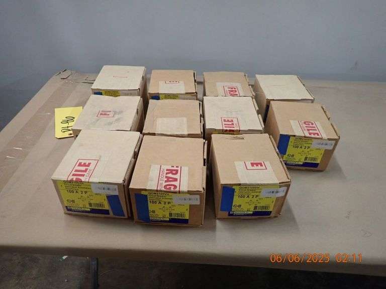 Lot of (11) Square D 100A Circuit Breakers - Yellow Tag Auctions