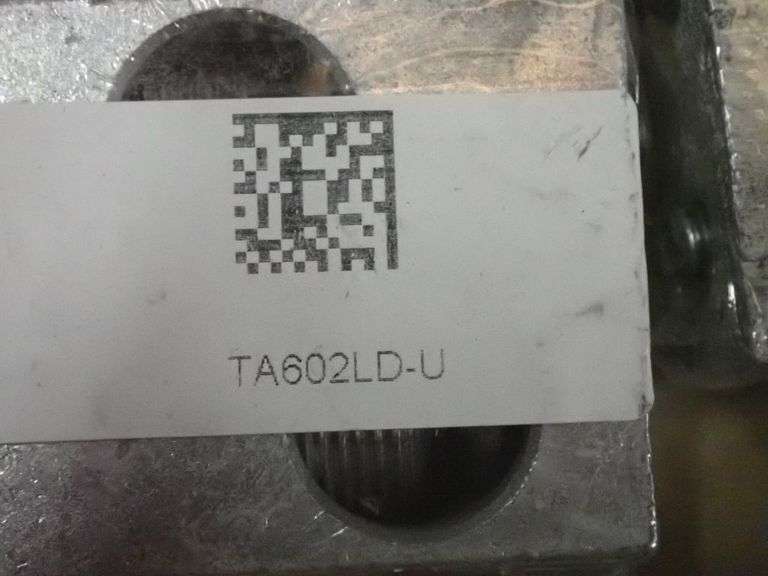 Lot of (8) Assorted Circuit Breakers - Yellow Tag Auctions