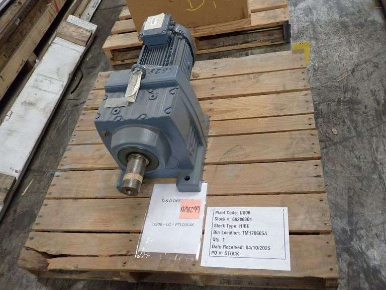Sew Eurodrive Helical Gear Motor - Yellow Tag Auctions