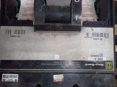 Lot of (4) Square D Circuit Breakers - Yellow Tag Auctions