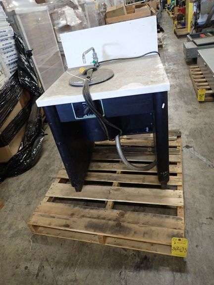 Buehler Super Met Grinder/Polisher - Yellow Tag Auctions