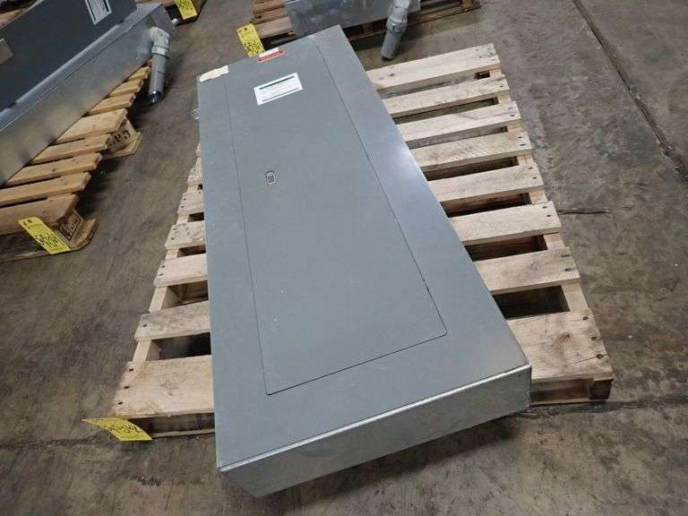 Square D 225A NEHB Panelboard with Circuit Breakers - Yellow Tag Auctions