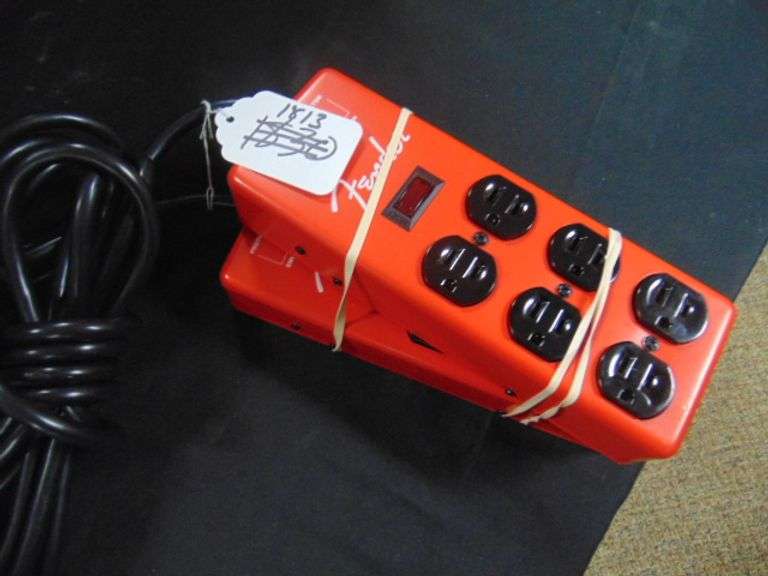 2 UNITS. STORE USAGE. FENDER SURGE PROTECTOR, 6 OUTLET, HEAVY DUTY ...