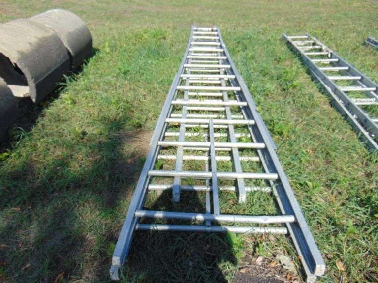15 FT STEP LADDER Ziemer Hilbrands Auctions 15 FT STEP LADDER Ziemer Hilbrands Auctions