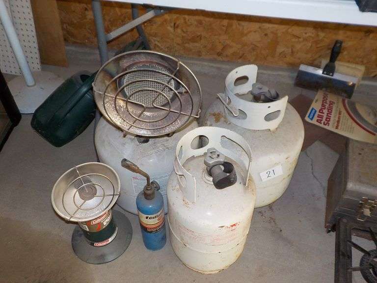 PROPANE TANKS - HEATERS - Ziemer Hilbrands Auctions