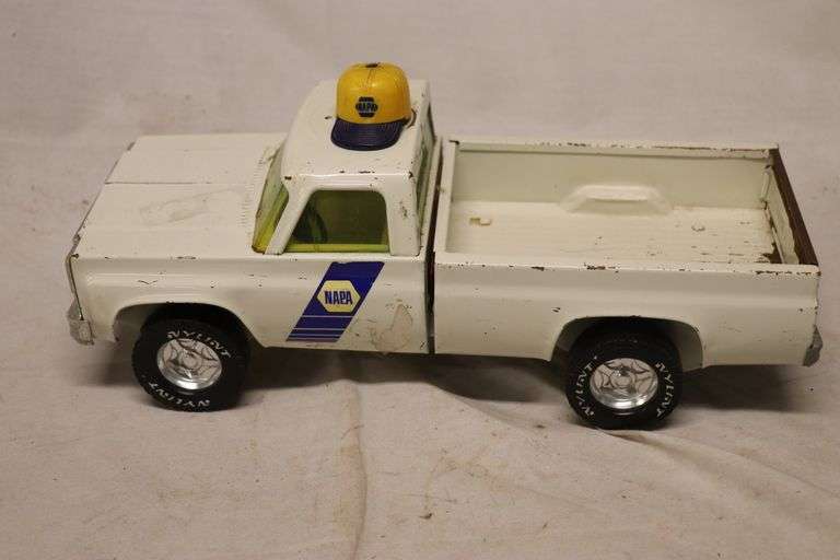 NAPA TOY TRUCK - Ziemer Hilbrands Auctions