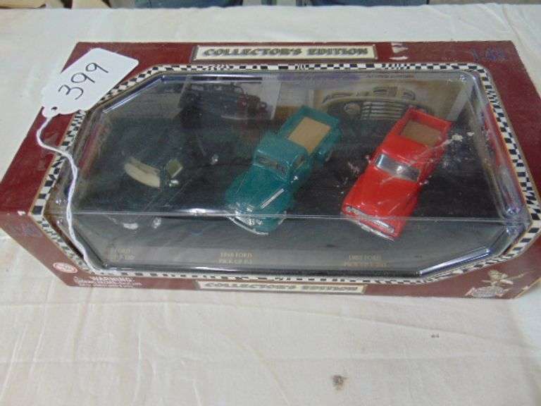 1948, 1953, 1955 FORD PICKUPS - Ziemer Hilbrands Auctions