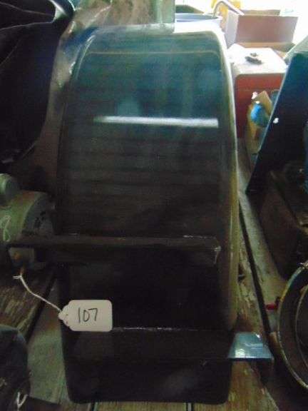 2 FENDERS AND CAST IRON PCS - Ziemer Hilbrands Auctions