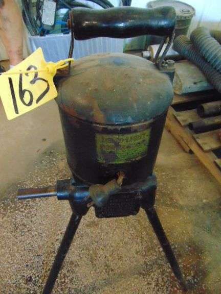 32 VOLT DELCO POWER STAND - Ziemer Hilbrands Auctions