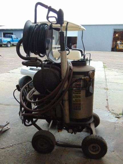 AALADIN HOT/COLD PRESSURE 110 PLUG WASHER - Ziemer Hilbrands Auctions