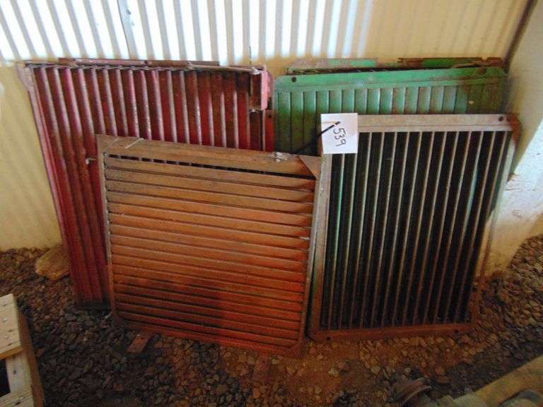 ASSORTED TRACTOR SHUTTERS QUANTITY OF 5 3JD AND 2IH - Ziemer Hilbrands ...