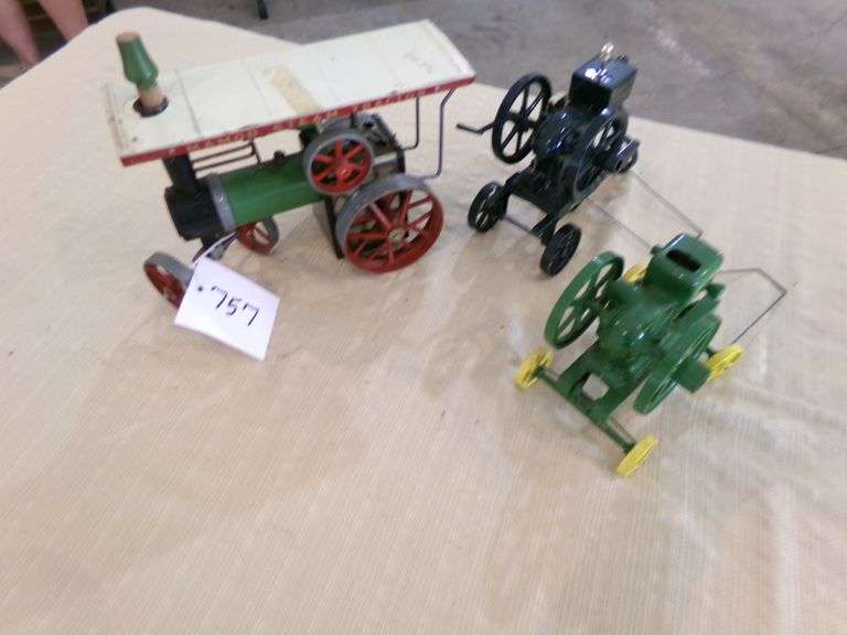 MAMOD TE1A STEAM ENGINE 1/16 AND JD AND MCCORMICK GAS ENGINES - Ziemer Hilbrands Auctions