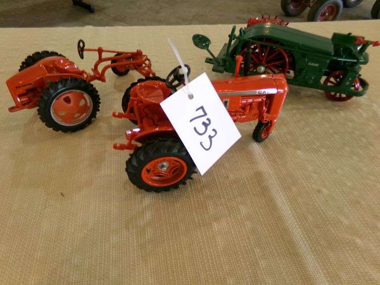 ACG AND 2 CASE TRACTORS - Ziemer Hilbrands Auctions