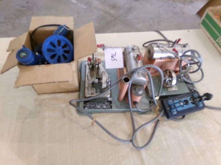 STEAM ENGINES AND STICKNEY GAS ENGINE TOYS - Ziemer Hilbrands Auctions