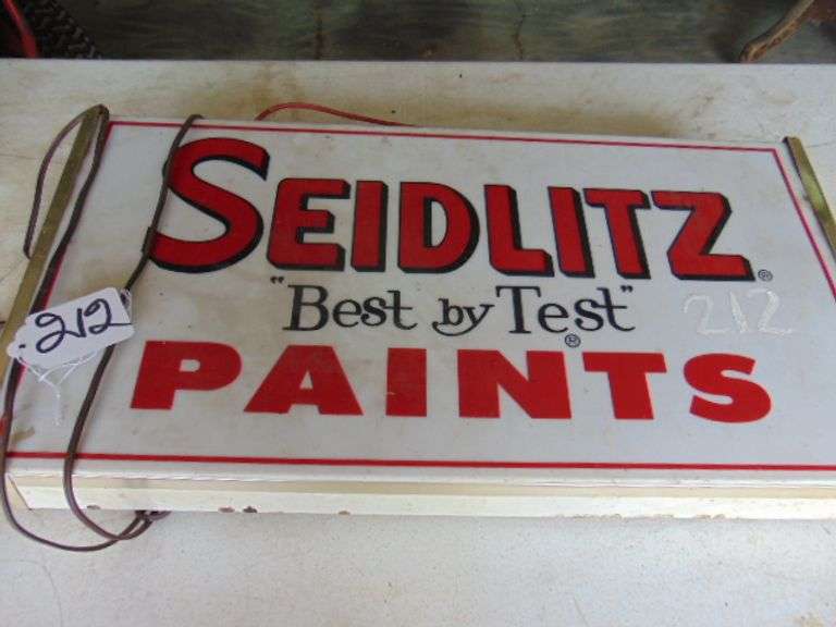 SEIDLITZ PAINTS LIGHTED SIGN - Ziemer Hilbrands Auctions