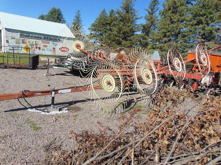 10 WHEEL HAY RACK, EXTRA WHEELS, LOCATED CLARA CITY MN, CALL TERRY 239 ...