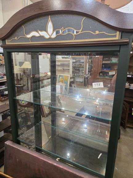GLASSWARE DISPLAY CASE - Ziemer Hilbrands Auctions