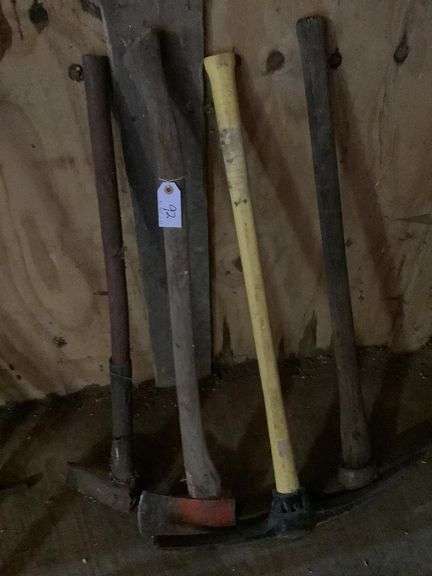 AXE, MAUL, 2 PICK AXES - Ziemer Hilbrands Auctions