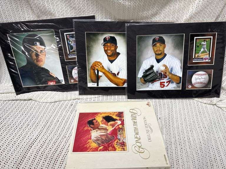 GONE W THE WIND VHS & TWINS PHOTOS - Ziemer Hilbrands Auctions