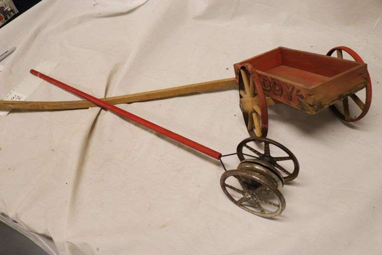 PULL TOYS - Ziemer Hilbrands Auctions