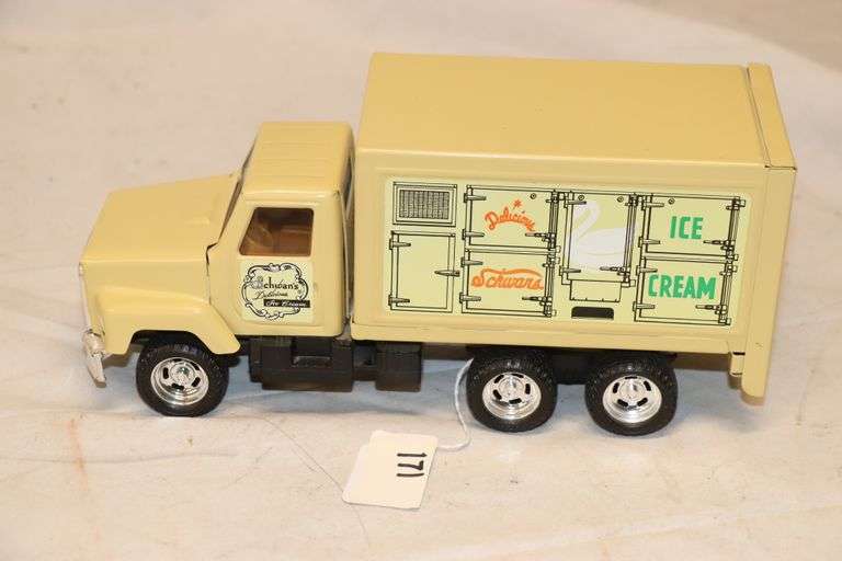 SCHWAN'S ICE CREAM DELIVERY TRUCK - Ziemer Hilbrands Auctions