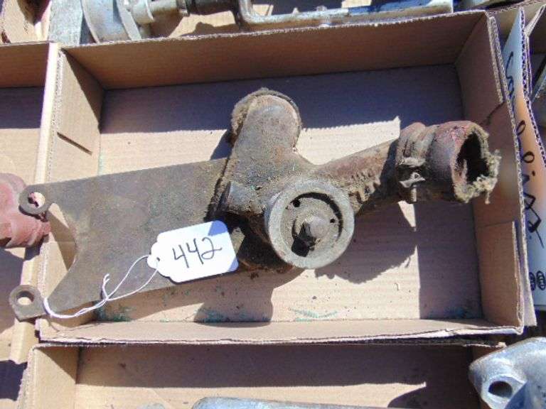 ATLAS MODEL T WATER PUMP - Ziemer Hilbrands Auctions