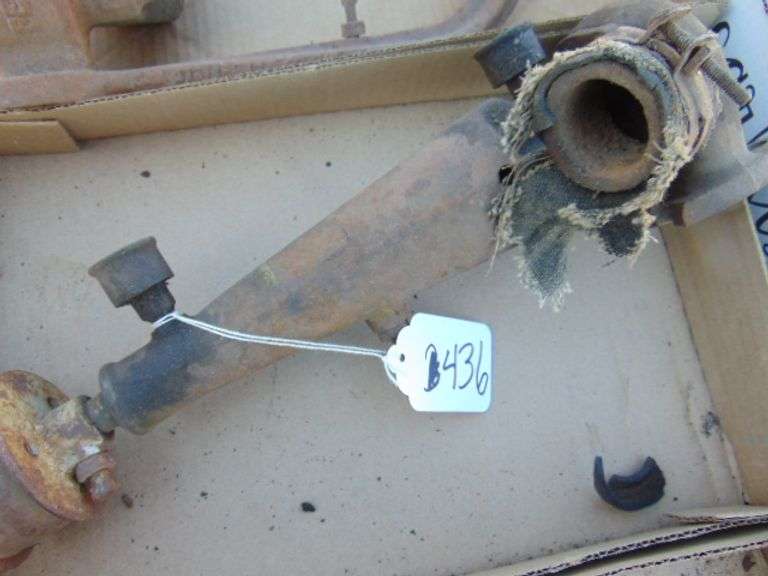 UNKNOWN MODEL T WATER PUMP - Ziemer Hilbrands Auctions