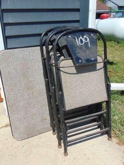 BLACK CARD TABLE WITH 4 CHAIRS - Ziemer Hilbrands Auctions