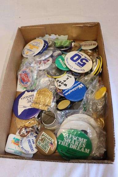 ASSORTED BUTTONS - Ziemer Hilbrands Auctions