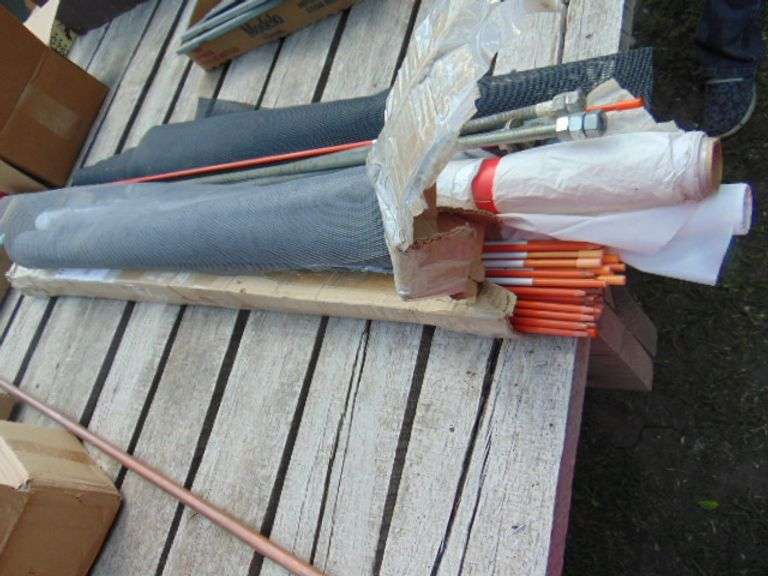 SCREEN, READY ROD, DRIVEWAY MARKERS - Ziemer Hilbrands Auctions