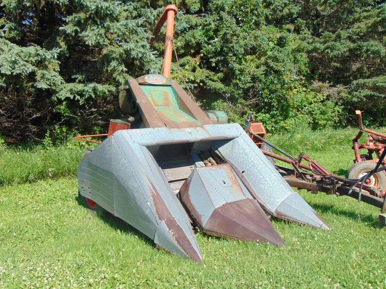 NEW IDEA 324 2 ROW WIDE, CORN CHOPPER, GOOD TIRES - Ziemer Hilbrands ...