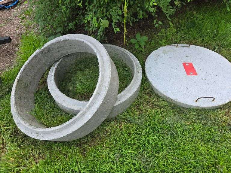 2 - 24" INNER DIAMETER 6" THINK CEMENT SEPTIC TANK LID RISERS & 1 24 ...