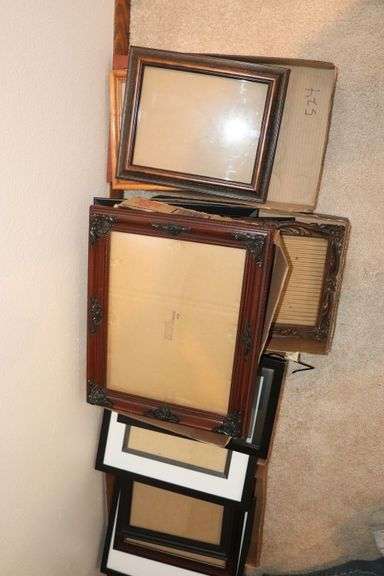 ASSORTED PHOTO FRAMES - Ziemer Hilbrands Auctions