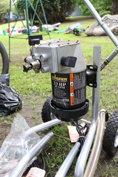 WAGNER 2/3HP CONTRACTOR SERIES AIRLESS ELECTRIC PAINT SPRAYER & 500LB ...