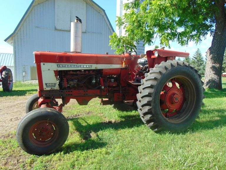 IH 666 DIESEL, WF, FAST HITCH, PTO, 16.9-38 GOOD TIRES, TA IS GOOD ...