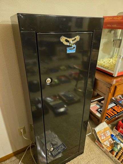 HOMAK LOCKING METAL GUN SAFE - Ziemer Hilbrands Auctions