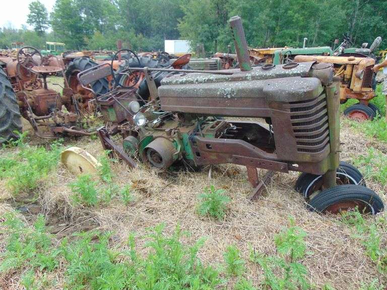 JD A N/F ENGINE STUCK NO SERIAL FOUND - Ziemer Hilbrands Auctions
