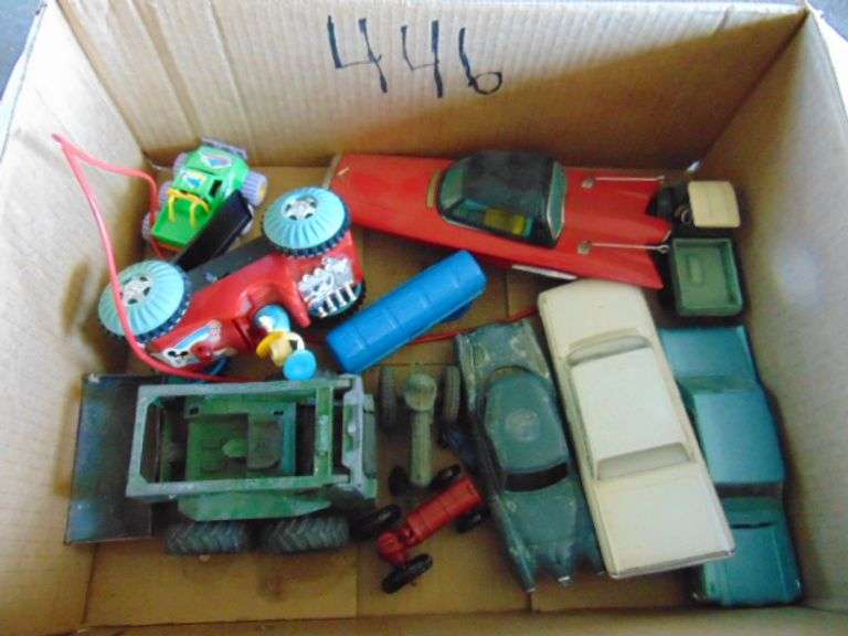SKID STEER,CAST IRON TRACTOR, REMOTE CONTROL DONALD DUCK - Ziemer ...