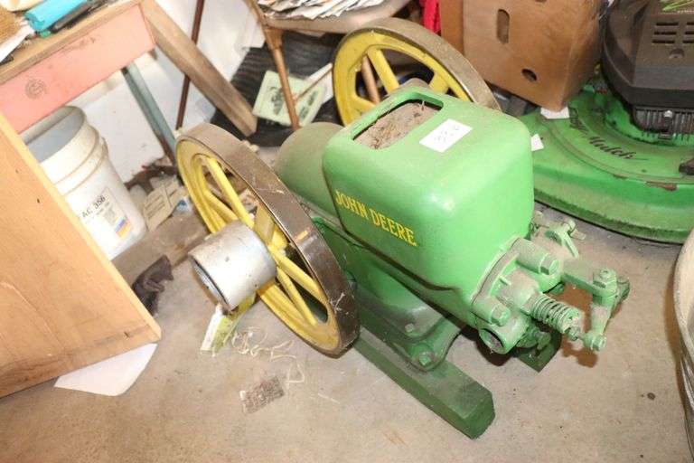 1.5HP JOHN DEERE GAS ENGINE - Ziemer Hilbrands Auctions